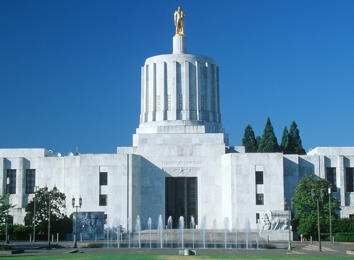 New Oregon law reduces regulatory burdens for cannabis businesses